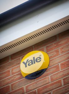 Yale Sync Alarm Review (UK Version) [2025 Verdict] IA-310, 320 Family